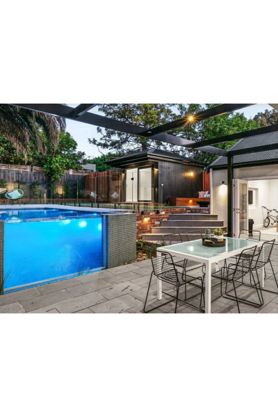 AUTHENTIC AUSTRALIAN